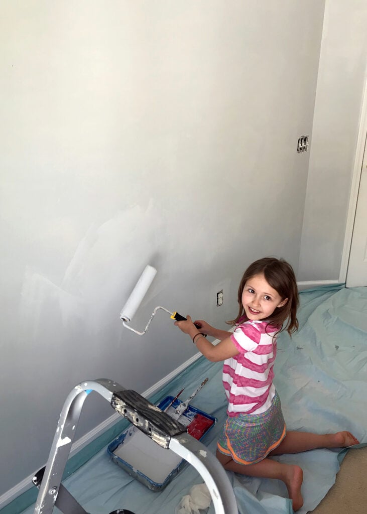 A Colorful Tween Girl’s Bedroom Makeover