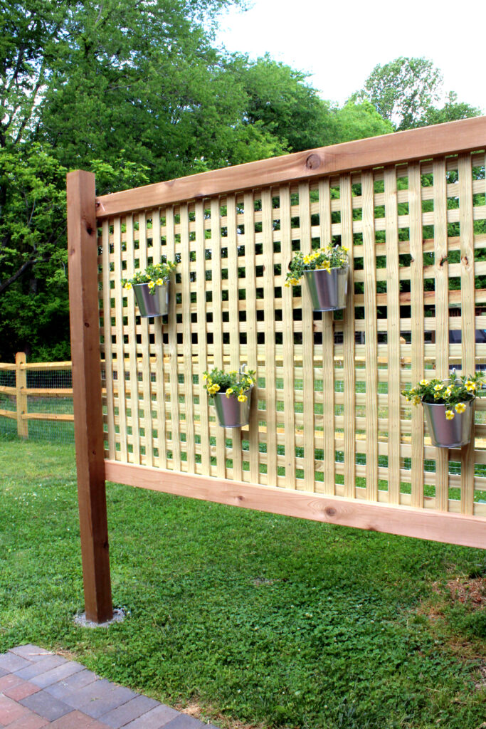 Wood Patio Privacy Screen DIY